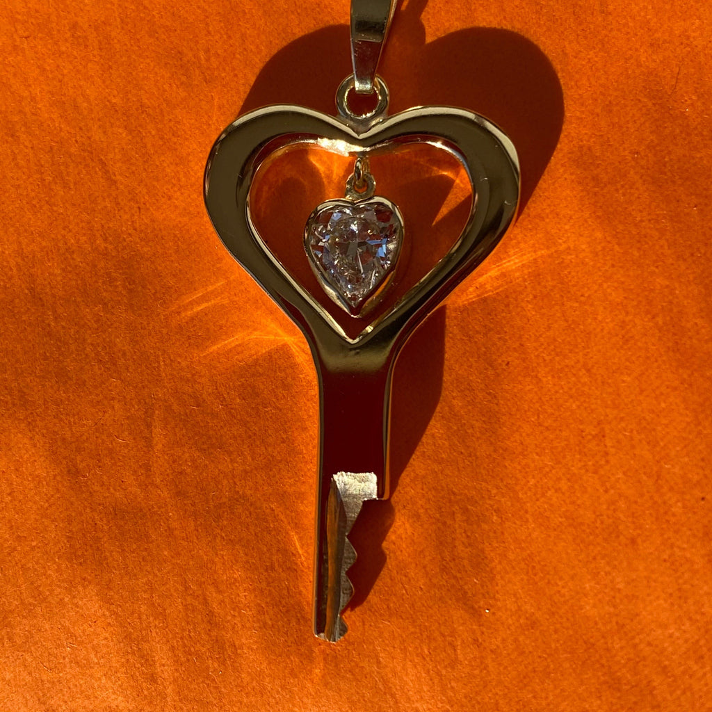 One carat Locktober | handmade chastity key | keyholder – chastity-shop