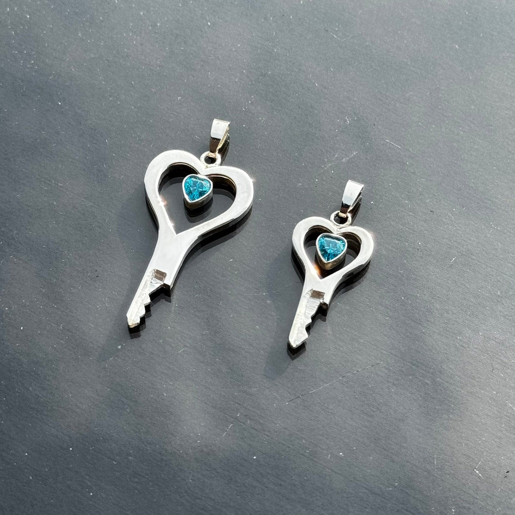 Piccolo Cuore – Sterling Silver Chastity Key Pendant - chastity-shop