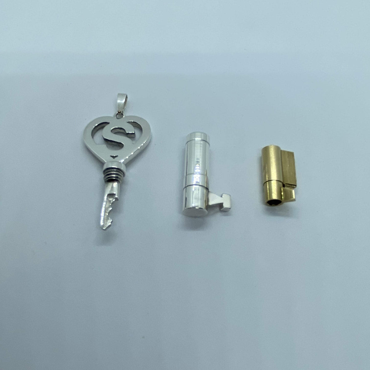 The Secret Alphabet Heart chastity key | chastity-shop | chastityplay
